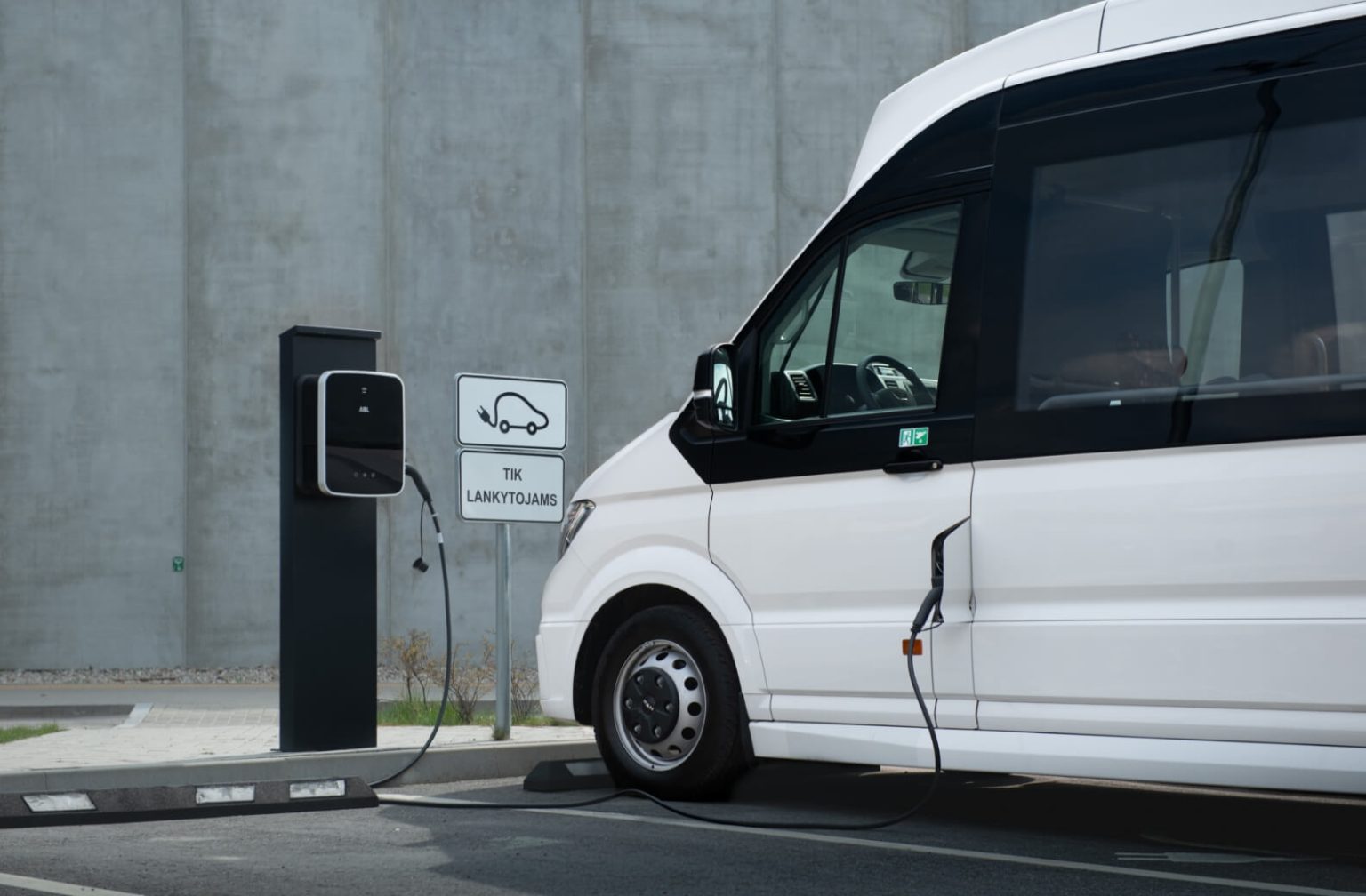 Altas Auto presents new generation EV minibuses - ALTAS AUTO